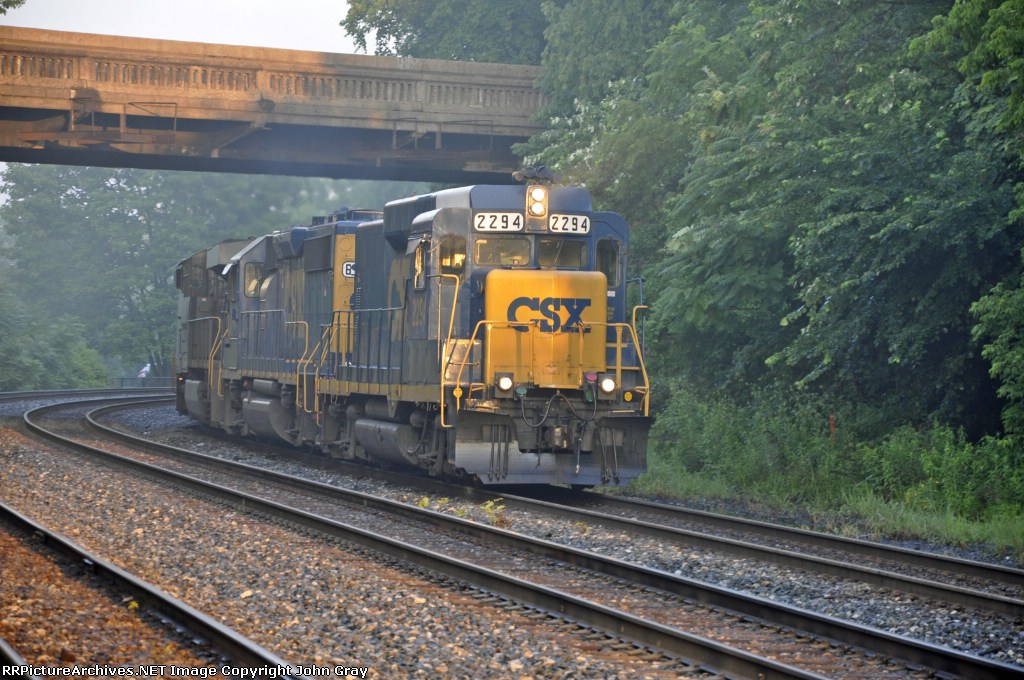 Q370-01 powered with CSXT 2294(Road Slug) ex- CSXT 4117(GP30), B&O 6921(GP30)and CSXT 6460(GP40 ...